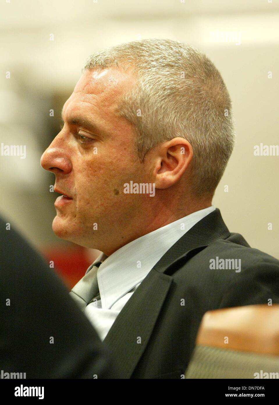 Jan. 25, 2002 - Los Angeles, CA, USA - K32206MR -.TOM SIZEMORE AT LOS ...