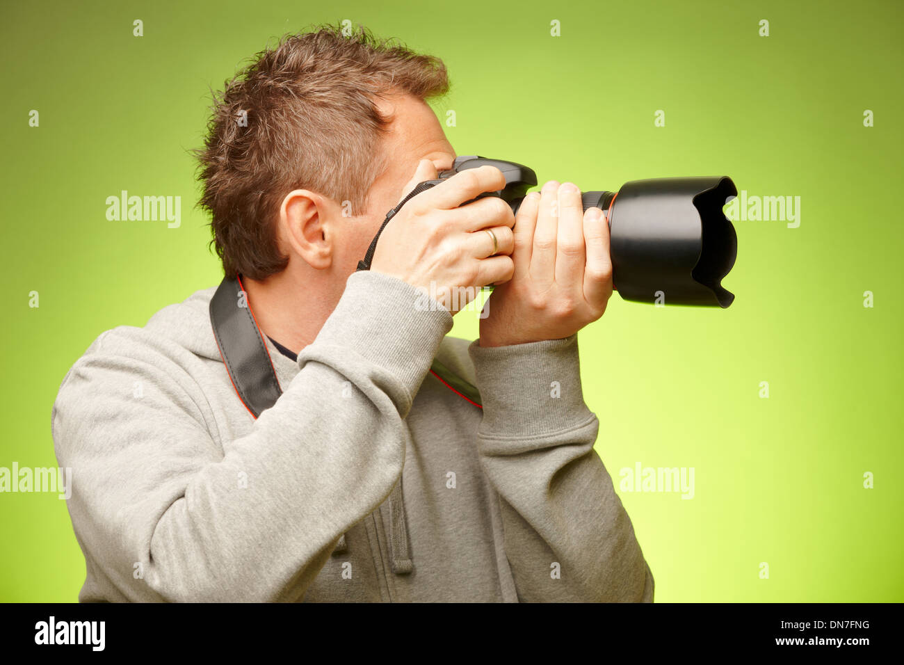 Side view dslr camera lens hi-res stock photography and images - Alamy