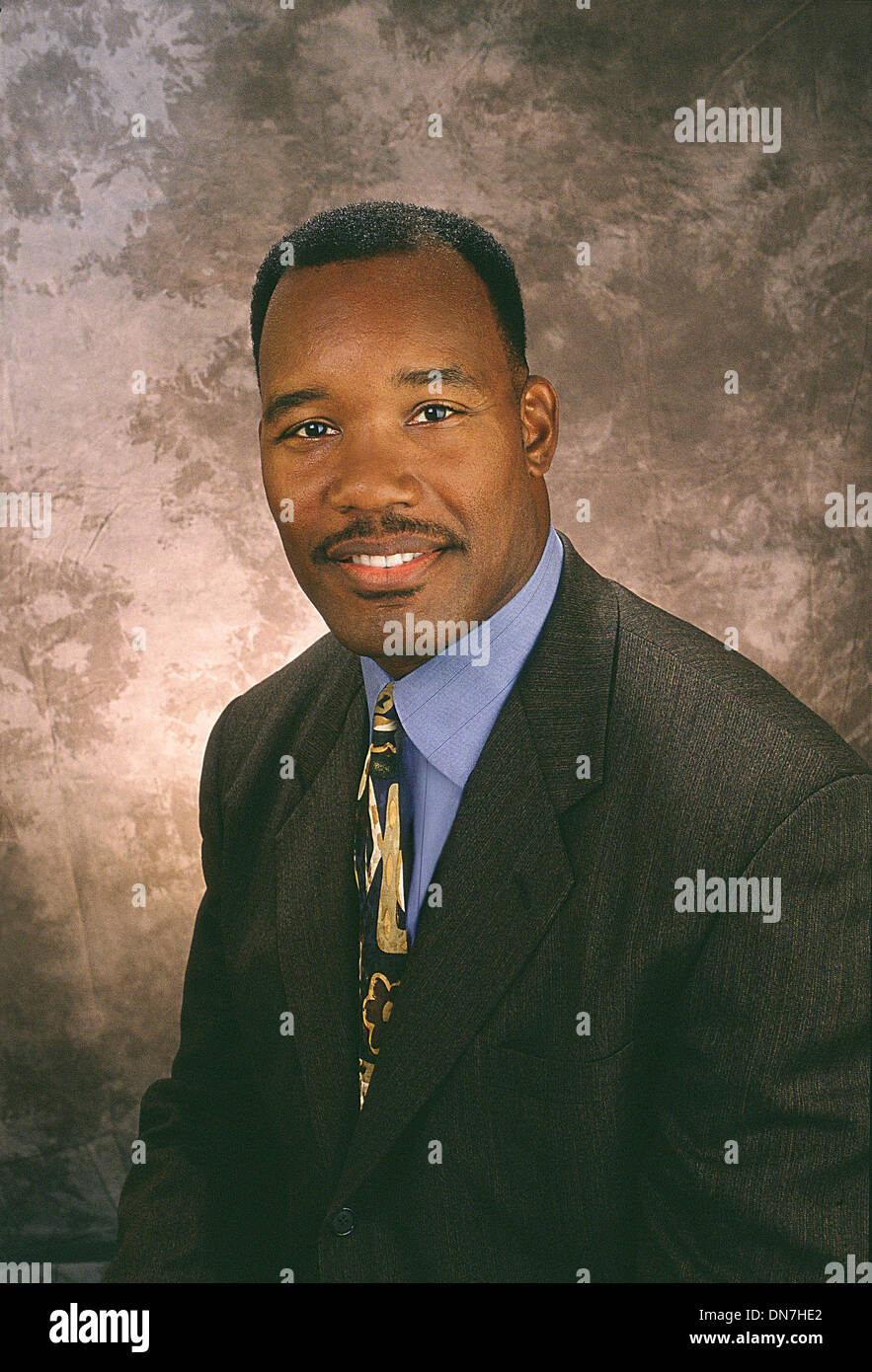 Aug. 14, 1999 - K17803CM.THE NFL TODAY ON CBS.TV-FILM STILL.SUPPLIED BY ...