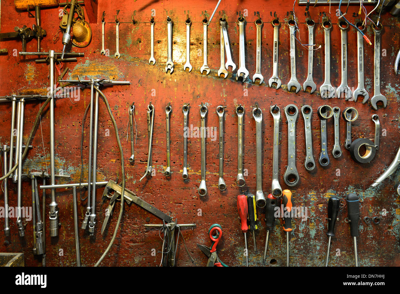 mechanical workshop tools Stock Photo - Alamy