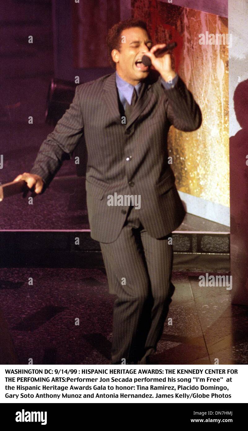 Gary anthony soto hi-res stock photography and images - Alamy