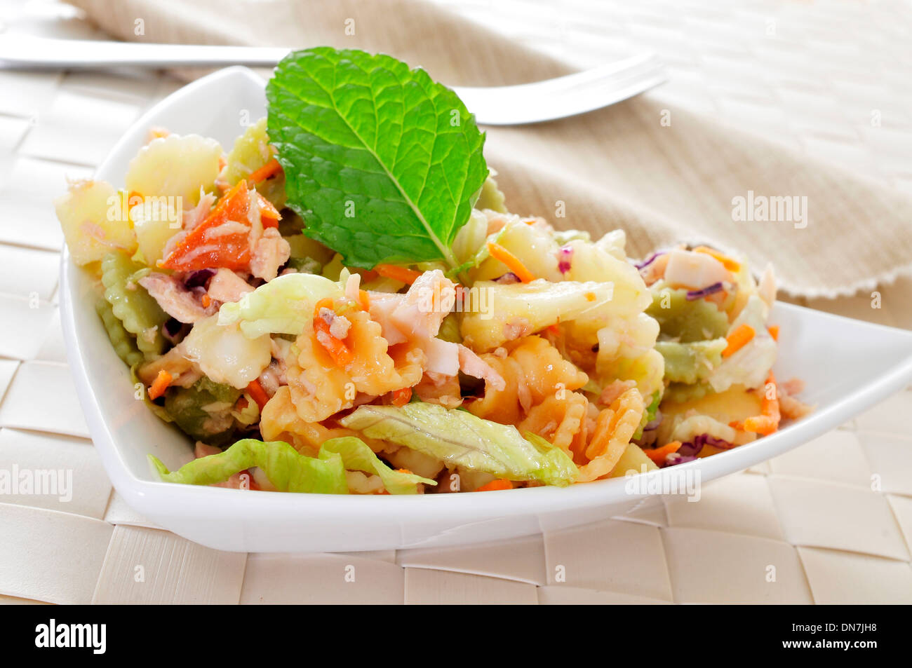 Set menu salad pasta hi-res stock photography and images - Alamy