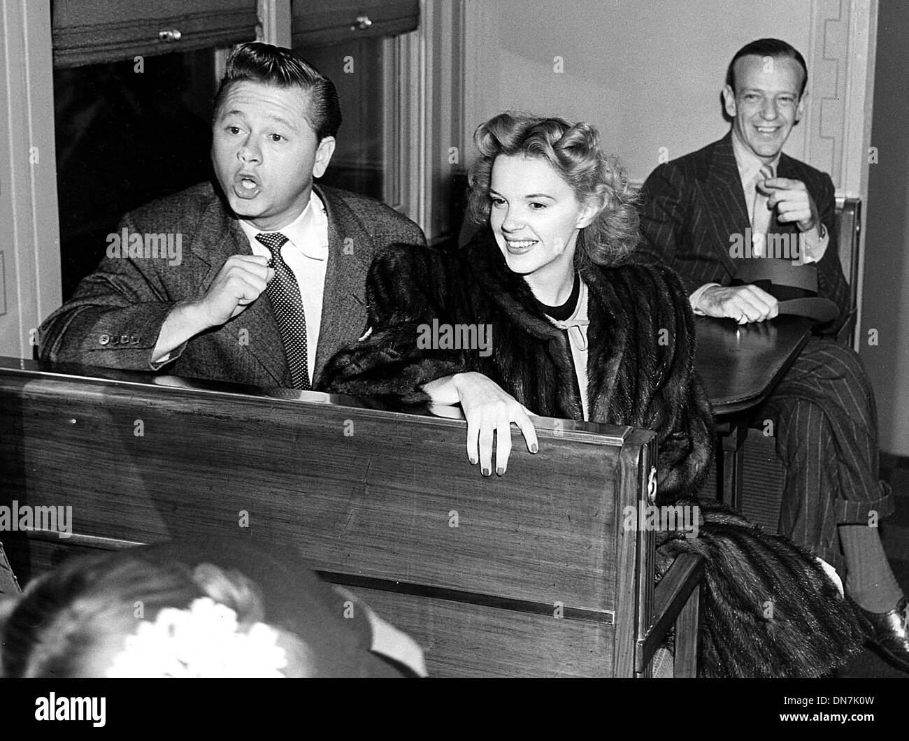 Sept. 10, 2002 - MICKEY ROONEY, JUDY GARLAND AND FRED ASTAIRE.WAR BOND ...