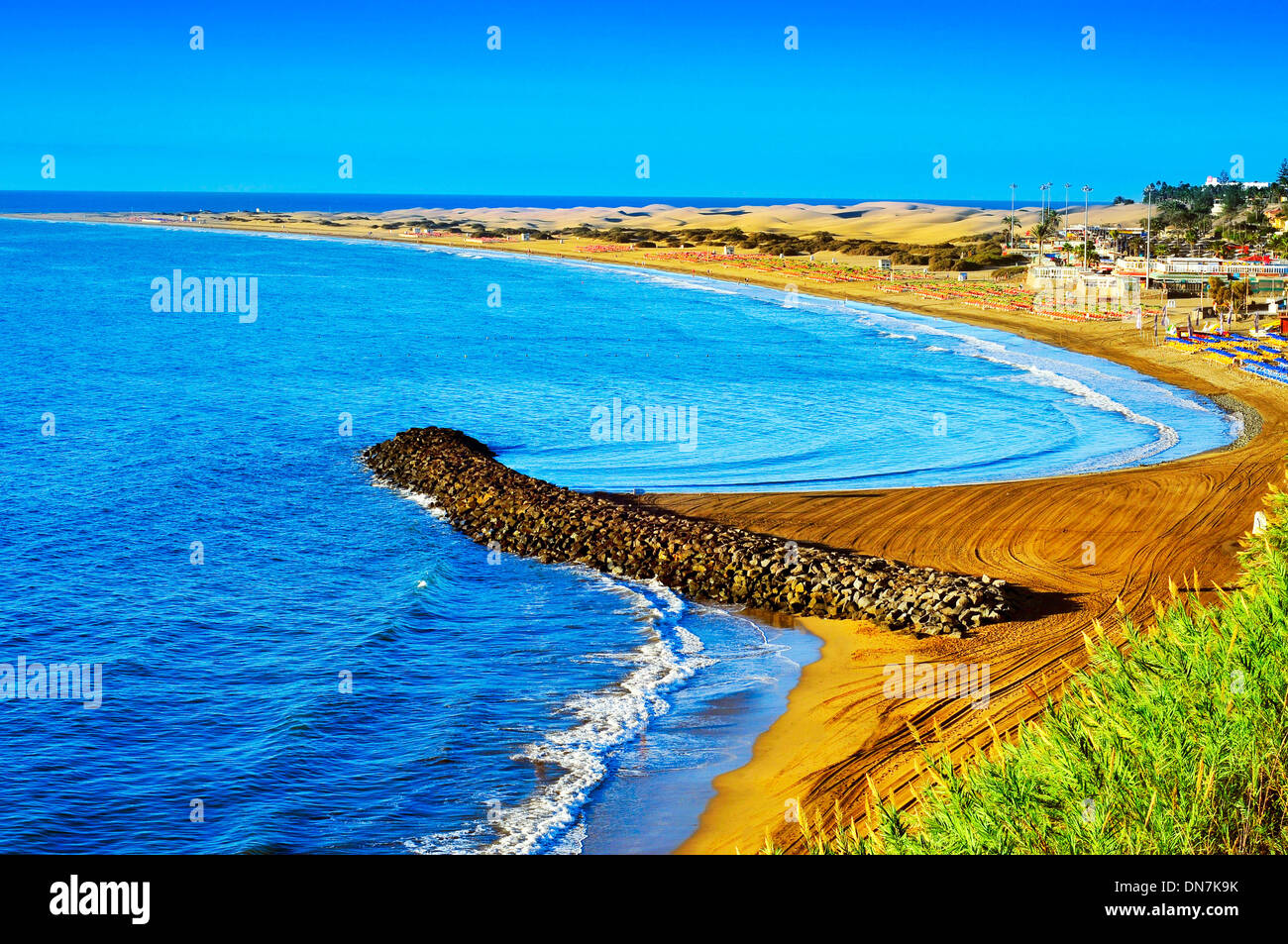 Playa del ingles beach gran canaria hi-res stock photography and images - Alamy