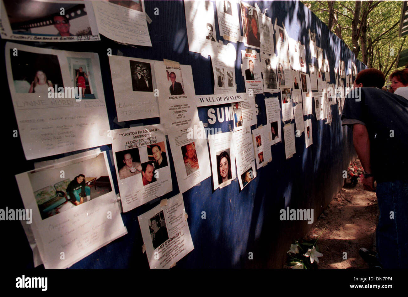 Sept. 16, 2001 - 31463AR: 9/15/01.WORLD TRADE CENTER BOMBING AFTERMATH ...