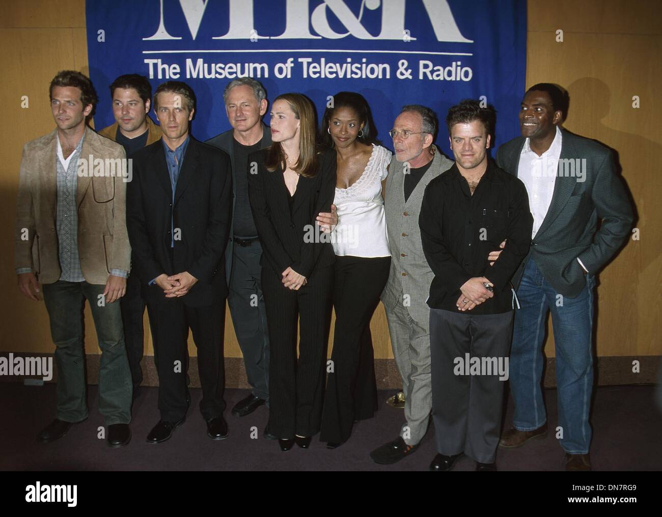 Alias cast hi-res stock photography and images - Alamy
