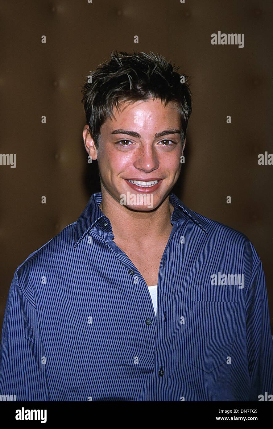 July 23, 2002 - K25592MR: 2002 FOX TCA PARTY .SKY BAR, THE MONDRIAN ...