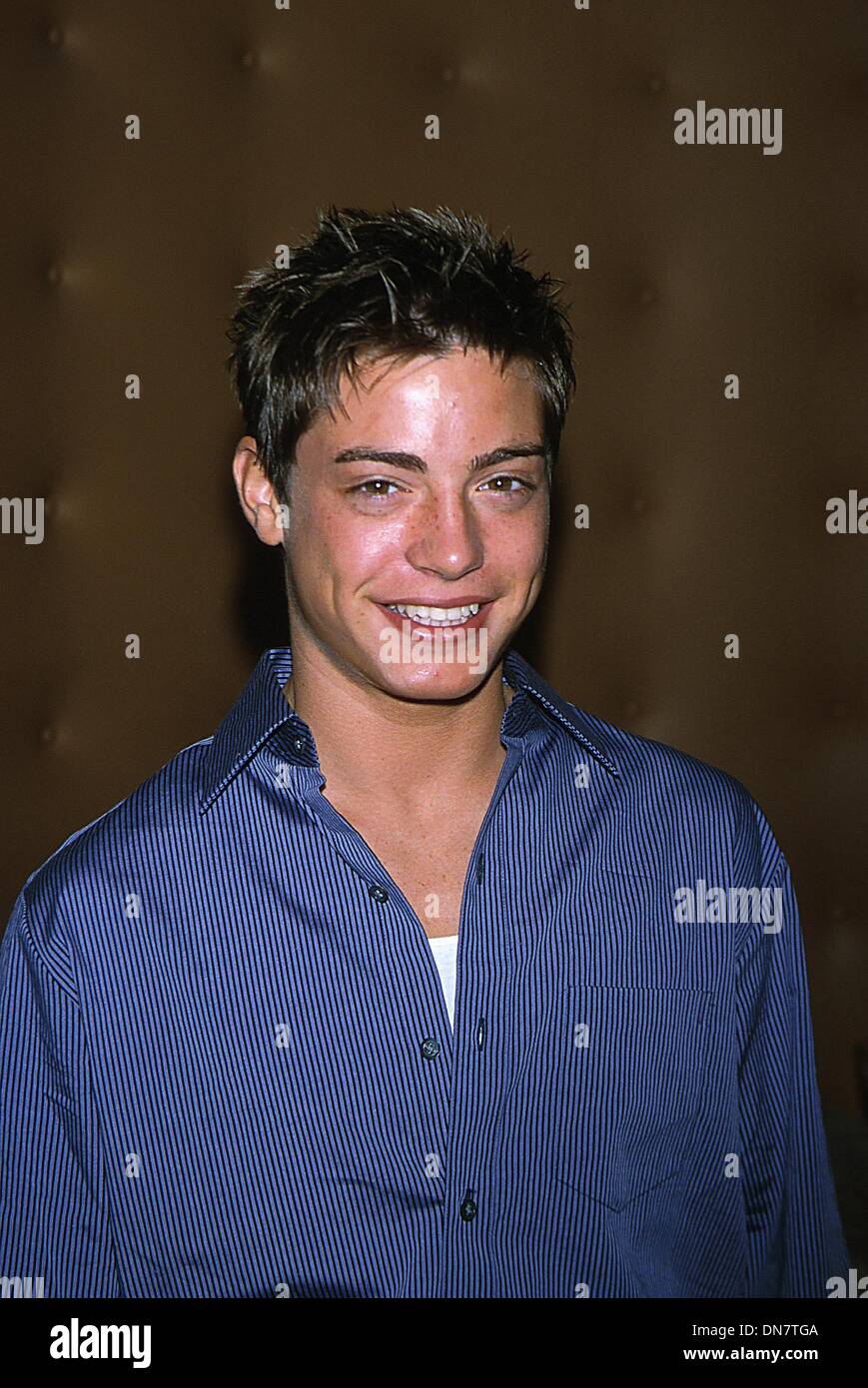 July 23, 2002 - K25592MR: 2002 FOX TCA PARTY .SKY BAR, THE MONDRIAN ...