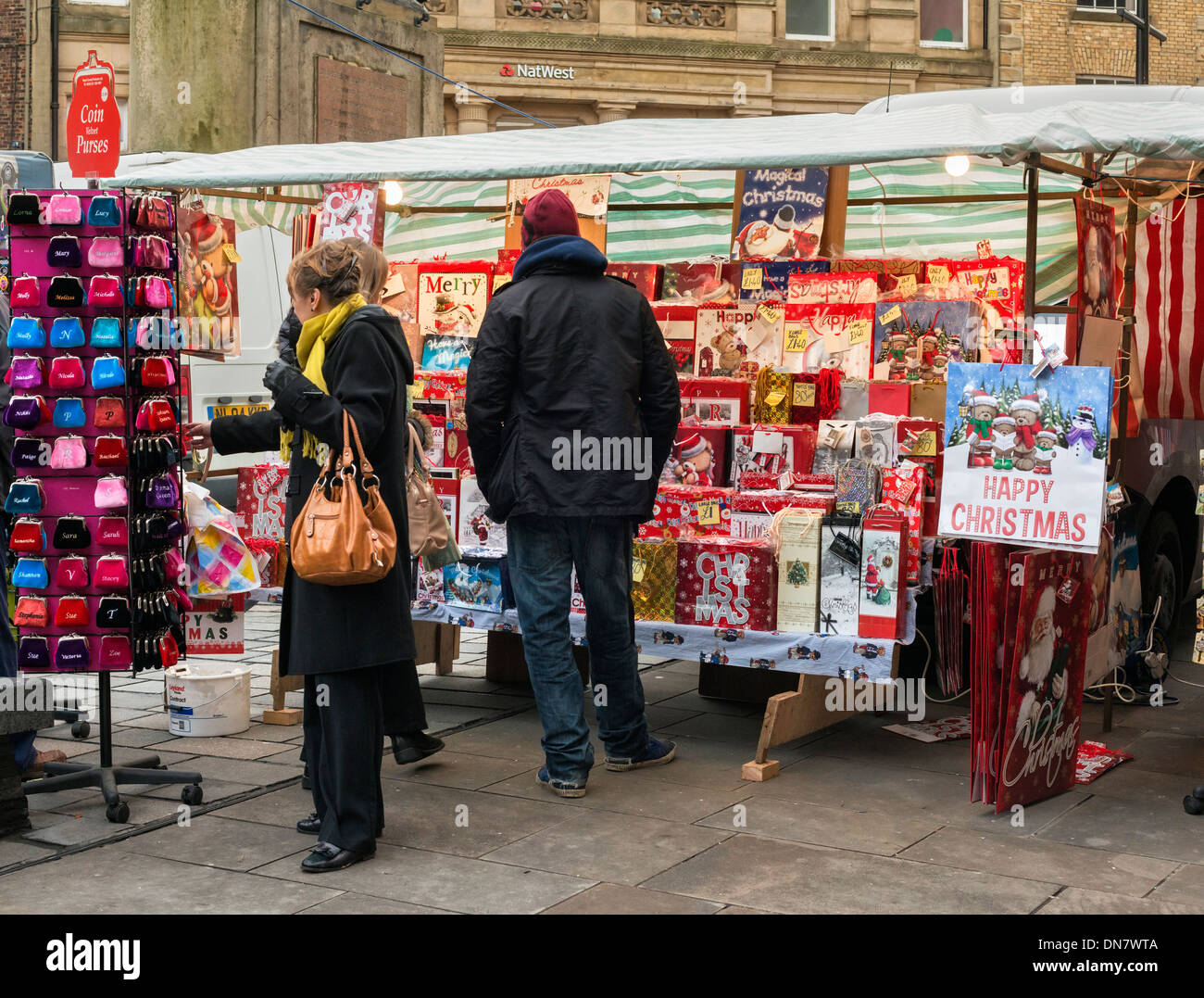 Stall selling hi-res stock photography and images - Alamy