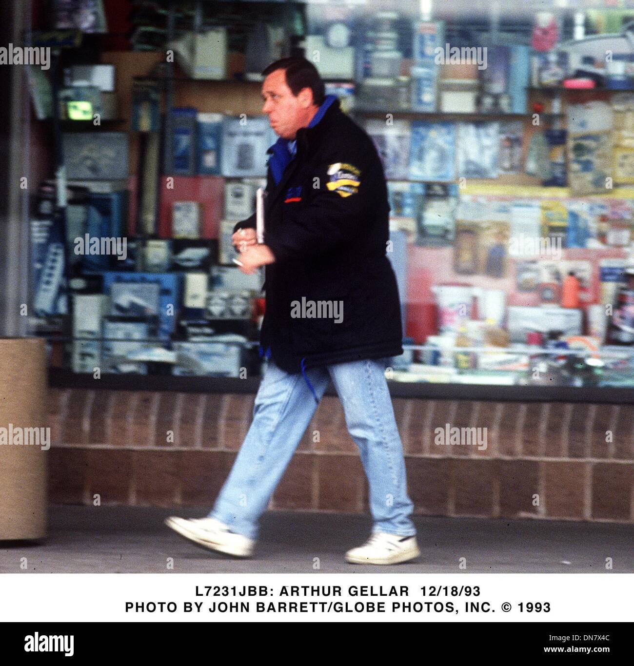 18 dec 93 hi-res stock photography and images - Alamy