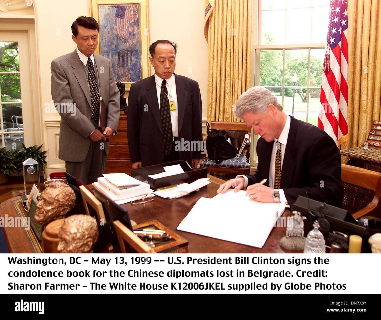 Chinese diplomats hi-res stock photography and images - Alamy