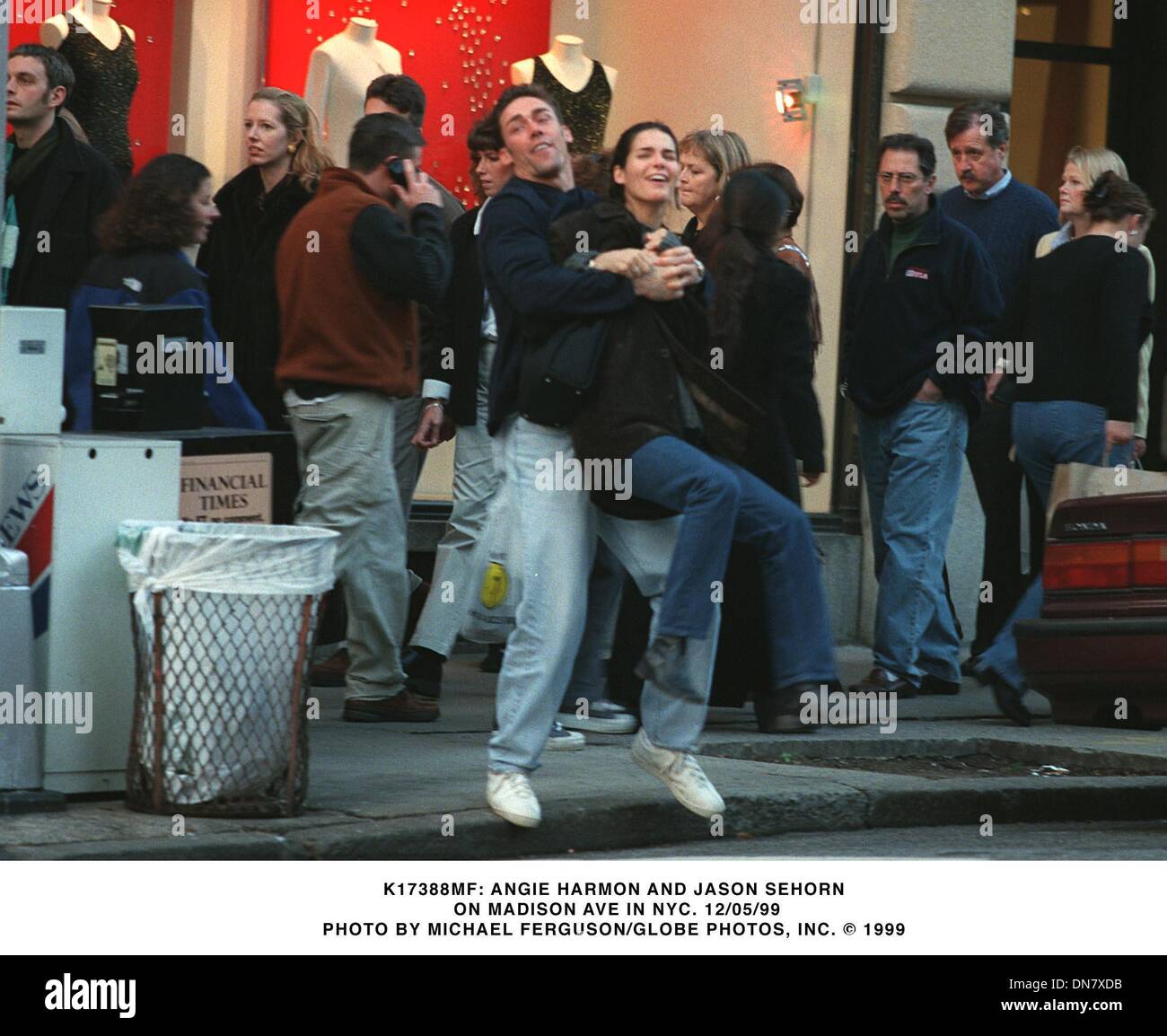 Dec. 5, 1999 - K17388MF: ANGIE HARMON AND JASON SEHORN. ON MADISON AVE ...