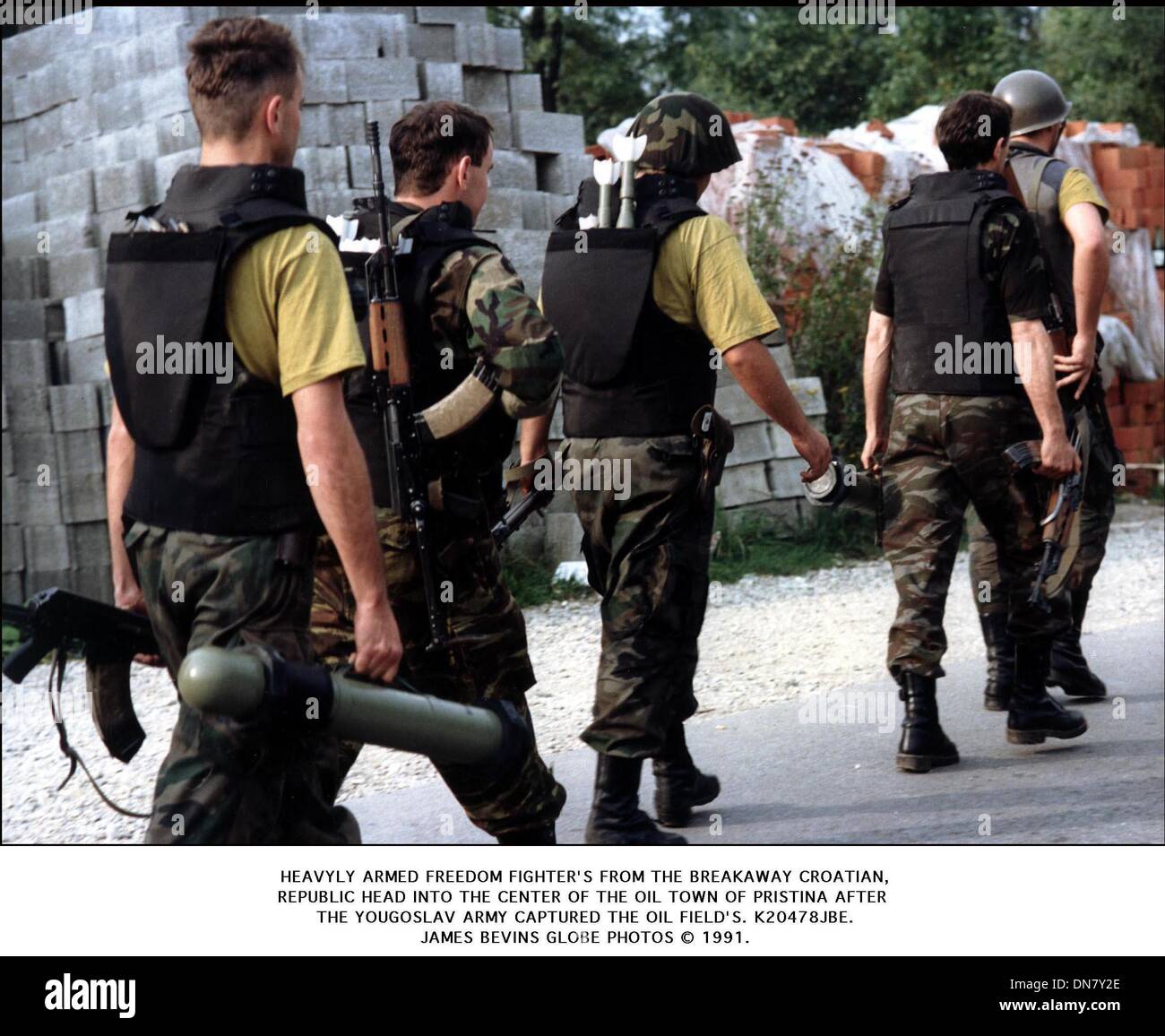 May 15, 2001 - HEAVYLY ARMED FREEDOM FIGHTER'S FROM THE BREAKAWAY ...