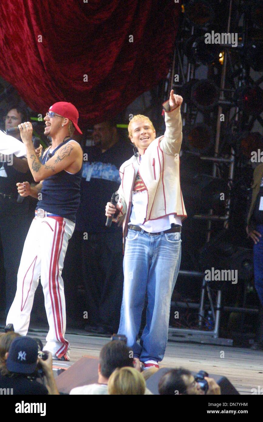 Backstreet boys 2001 hi-res stock photography and images - Alamy