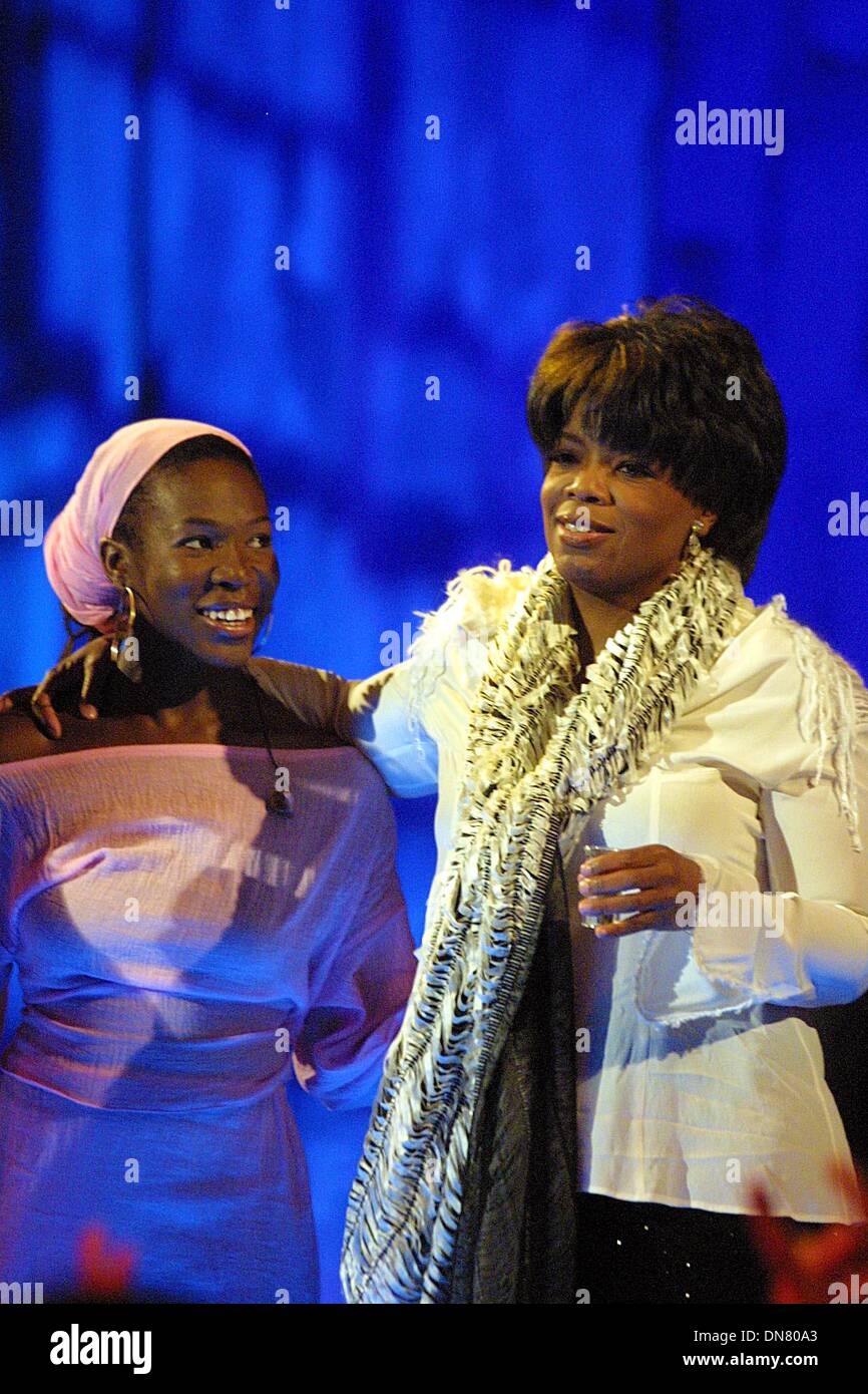 Apr. 4, 2002 - K24726JB SD 0404.OXYGEN MEDIA CELEBRATES ITS 2ND ...