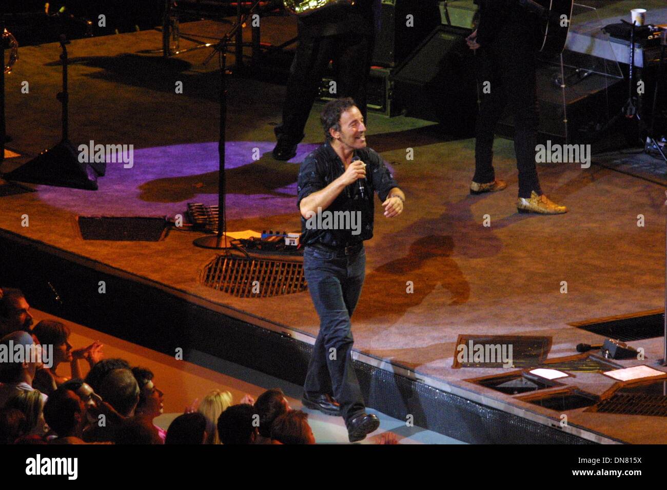 Bruce springsteen 1980 hi-res stock photography and images - Alamy