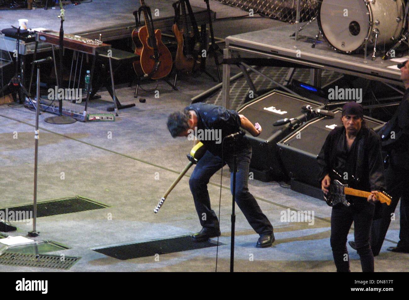 Bruce springsteen 1980 hi-res stock photography and images - Alamy