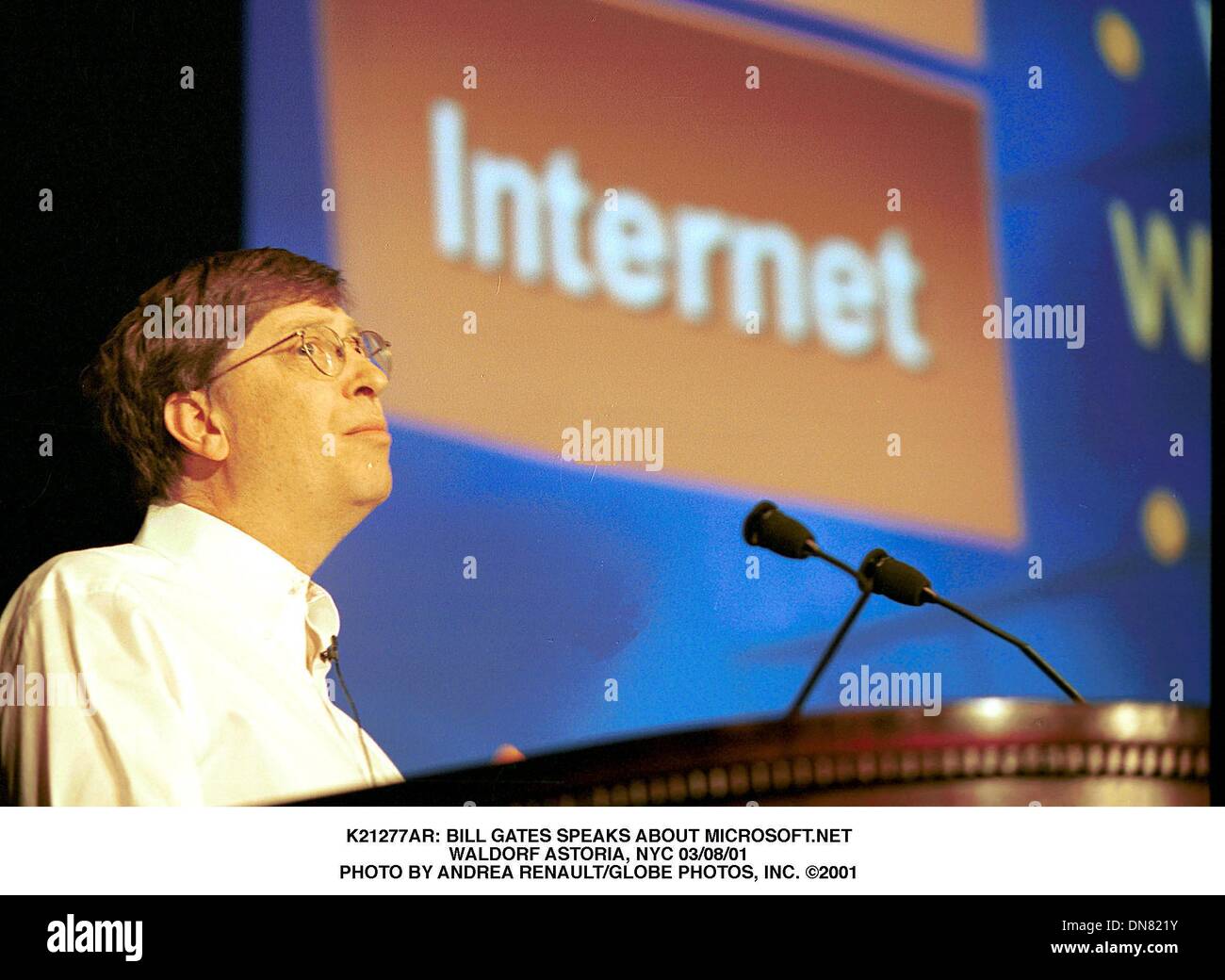 Bill gates 2001 hi-res stock photography and images - Alamy
