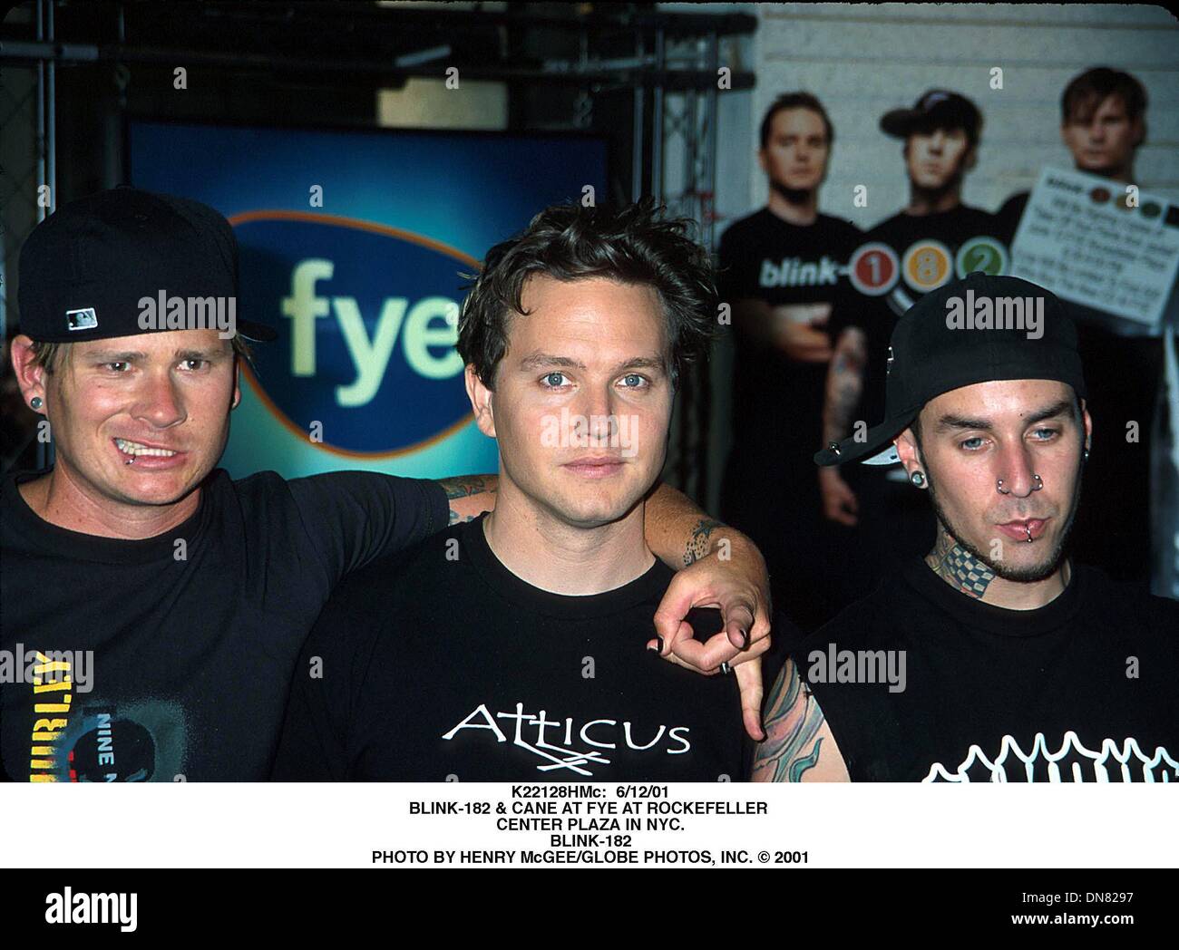 June 12, 2001 - K22128HMc: 6/12/01.BLINK-182 & CANE AT FYE AT ...