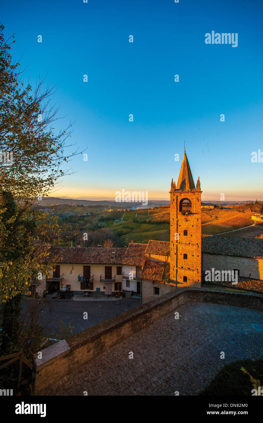 Serralunga dalba langhe piemonte italia hi-res stock photography and ...