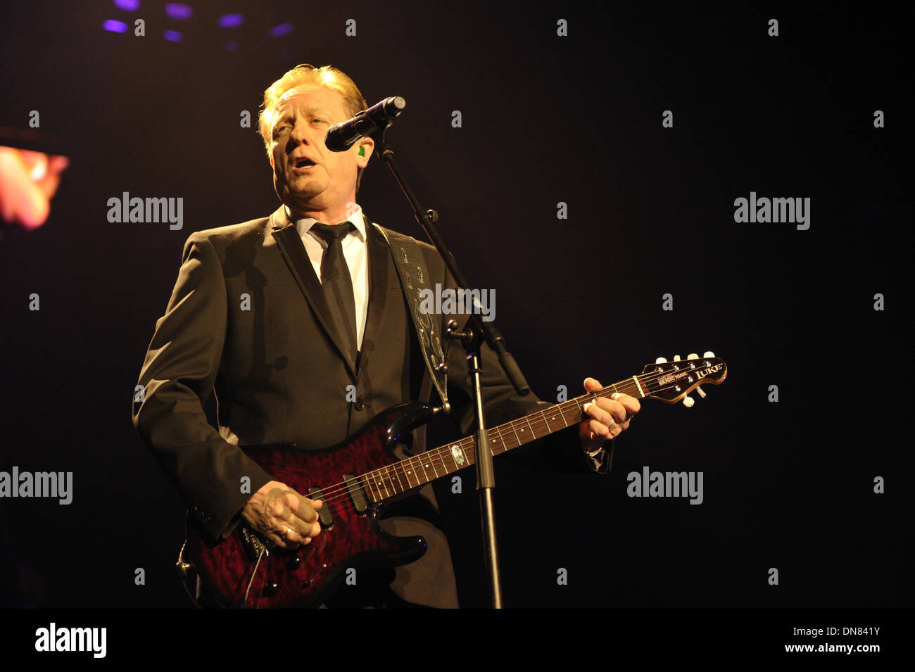 John miles singer hi-res stock photography and images - Alamy