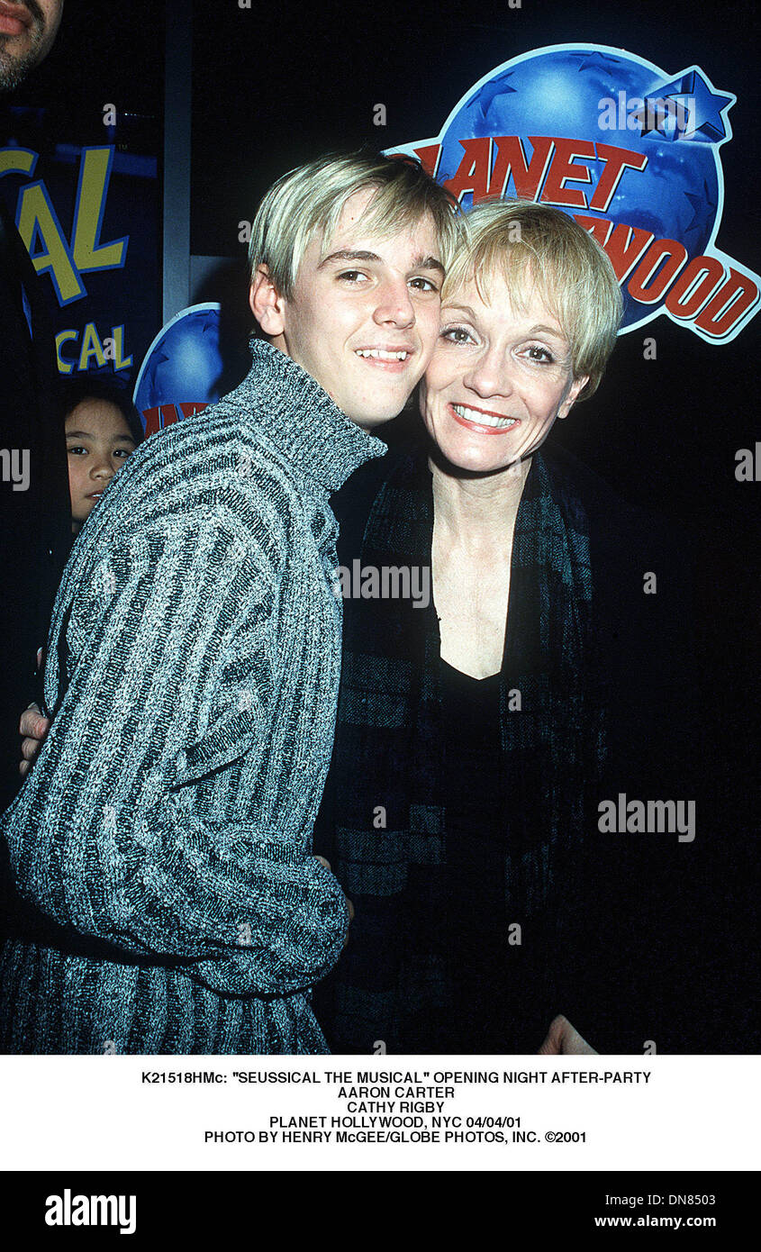 Seussical the musical hi-res stock photography and images - Alamy