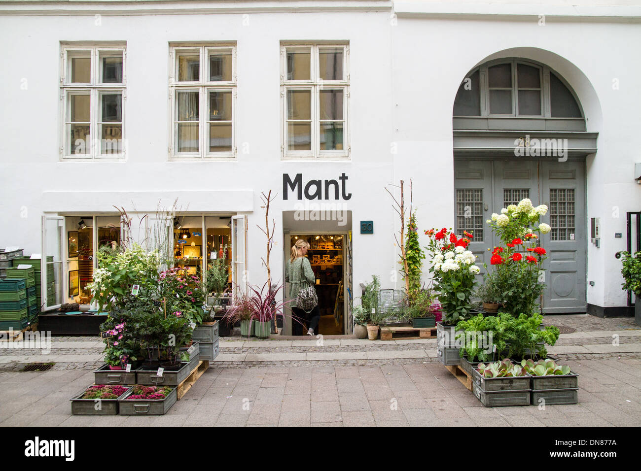 A shopping street in downtown copenhagen denmark Stock Photo - Alamy