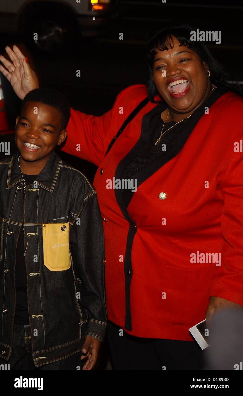 Daniel E Smith John Q