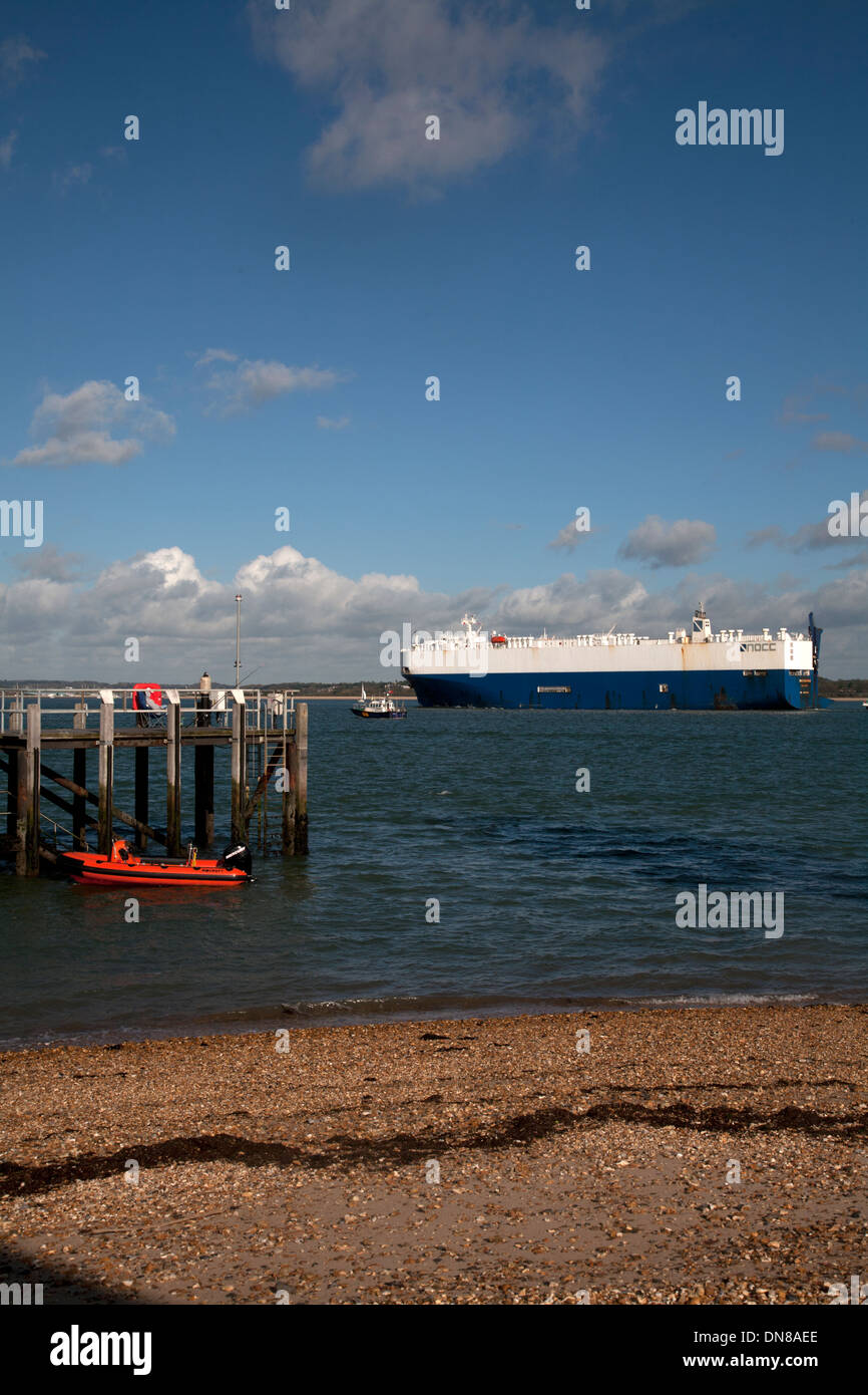 Calshot spit hi-res stock photography and images - Alamy