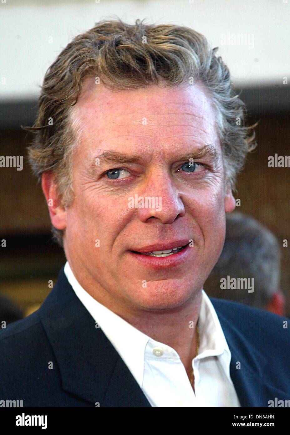 Christopher mcdonald 2002 hi-res stock photography and images - Alamy