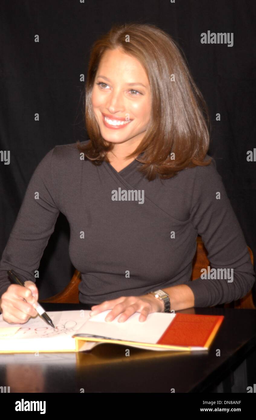Oct. 8, 2002 - K26602AR CHRISTY TURLINGTON SIGNING HER NEW YOGA BOOK AT ...