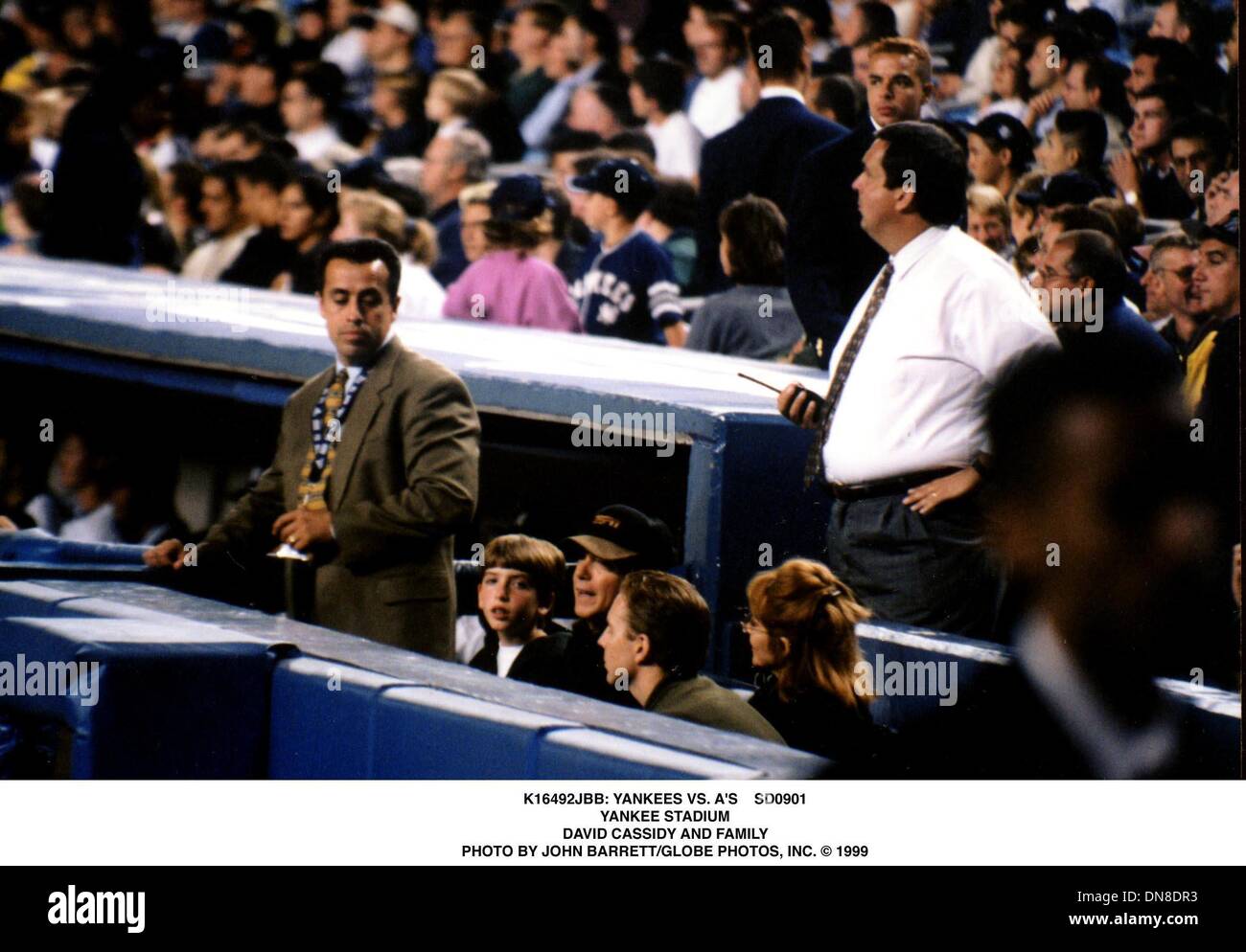 Yankees stadium 1999 hi-res stock photography and images - Alamy