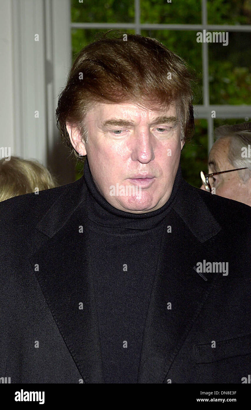 Sept. 7, 2000 - K26960JKRON SD1026.DONALD TRUMP'S NEW GOLF COURSE ...