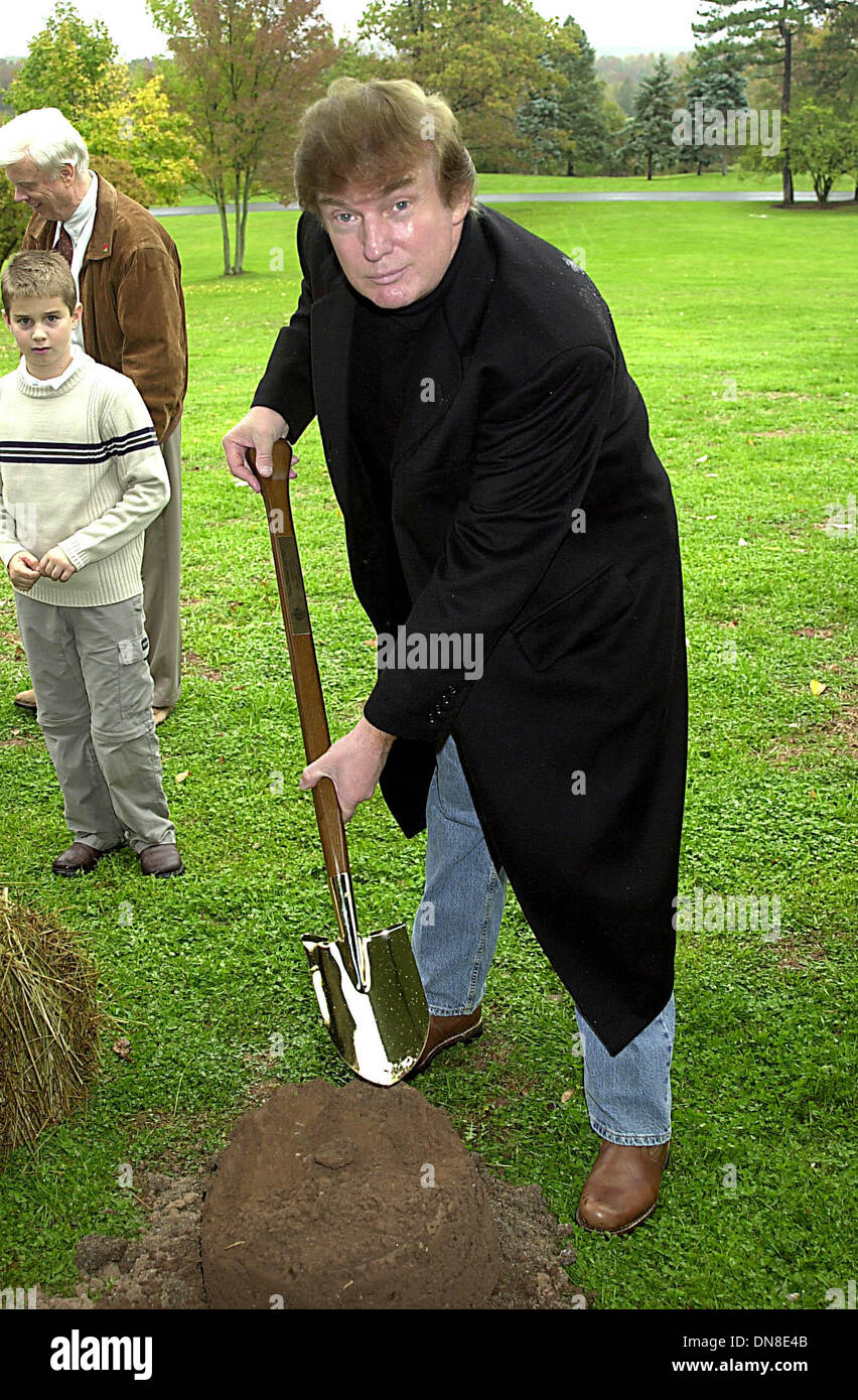 Donald trump 2000 hi-res stock photography and images - Alamy