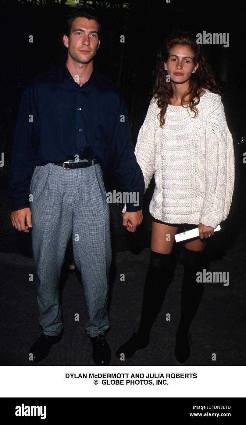 Dylan mcdermott julia roberts hi-res stock photography and images - Alamy