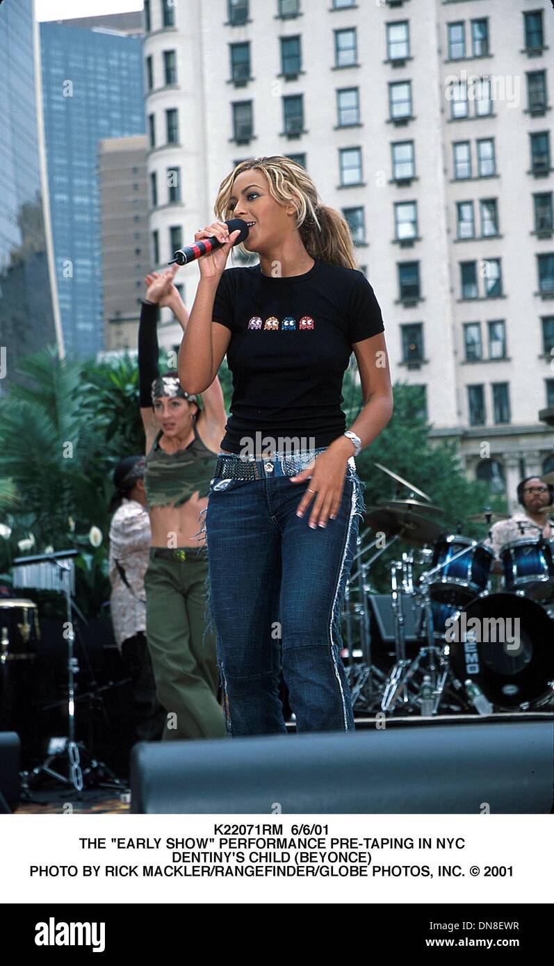 Beyonce 2001 june hi-res stock photography and images - Alamy