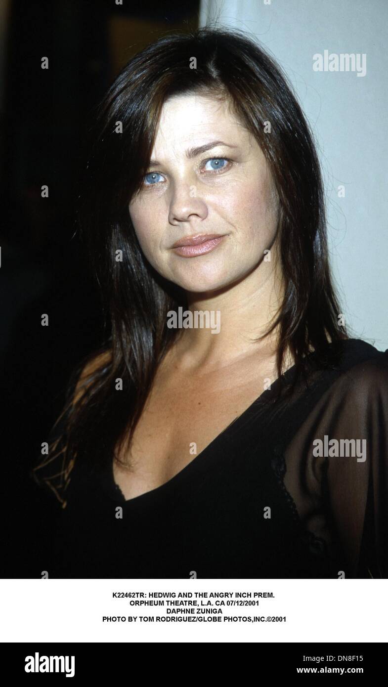 Jennifer And Daphne Zuniga