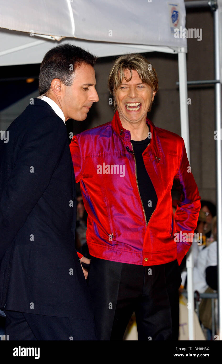 June 14, 2002 - K25327 DAVID BOWIE APPEARS ON NBC'S.''TODAY SHOW ...