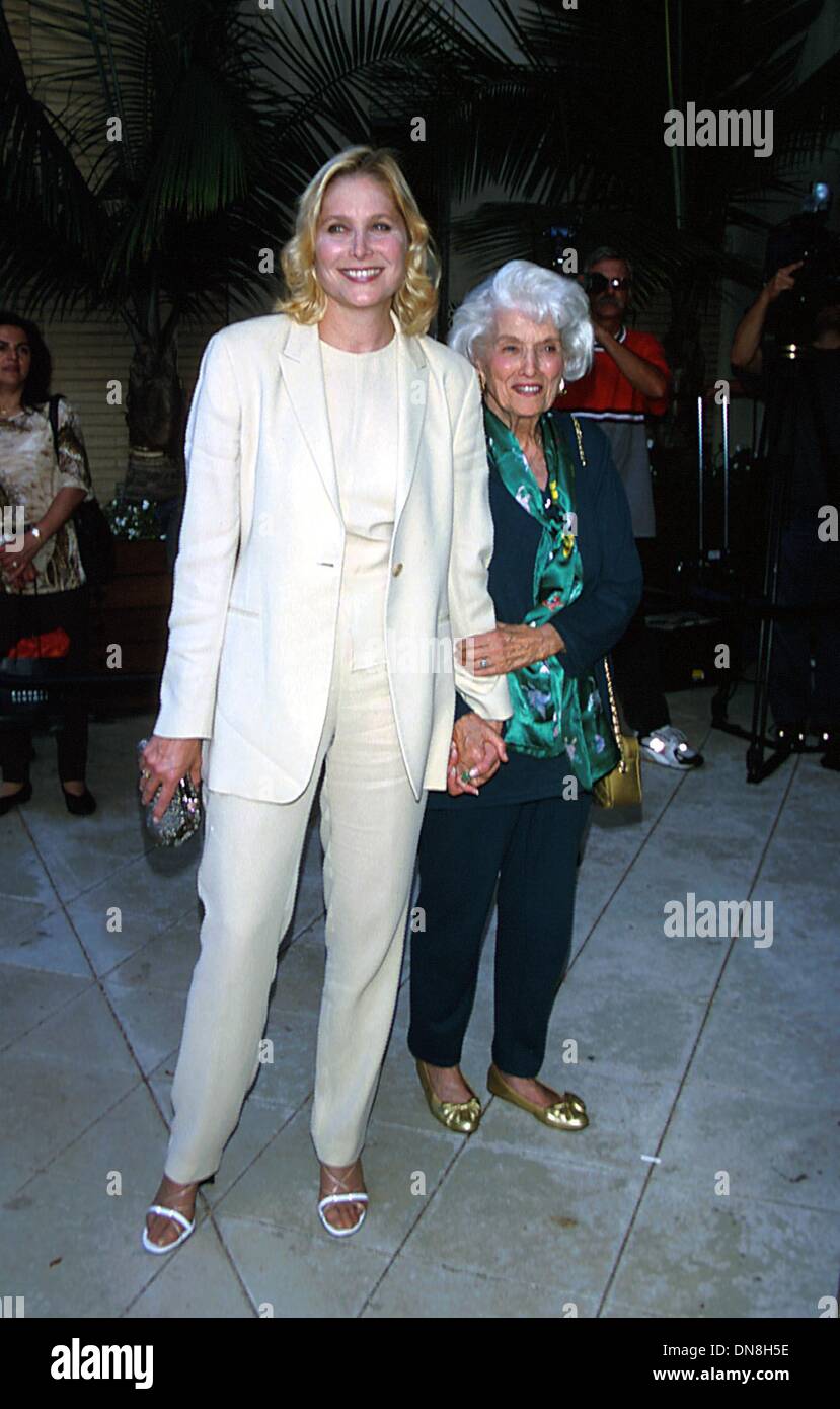 Trudy marshall hi-res stock photography and images - Alamy Trudy marshall hi-res stock photography and images - Alamy