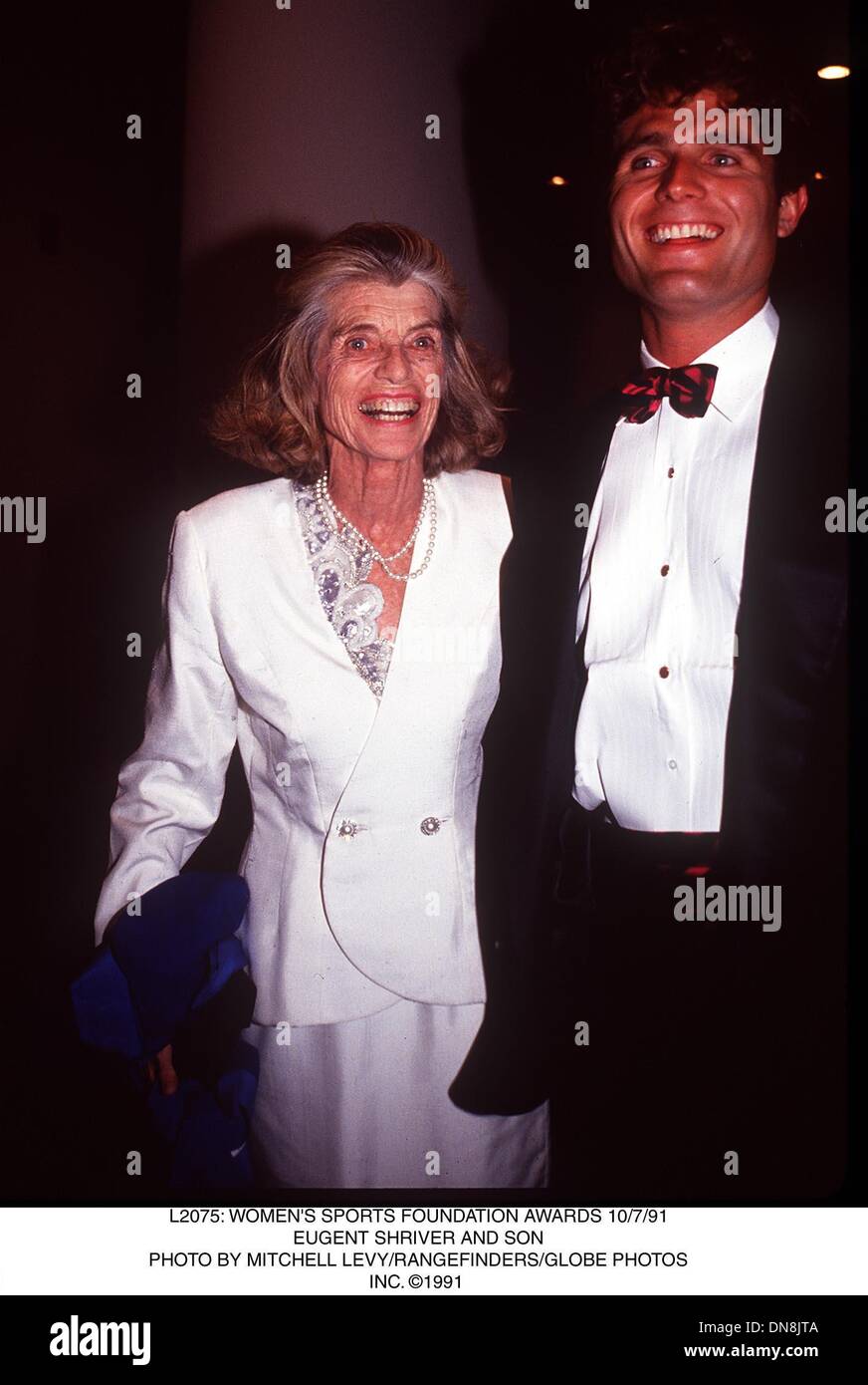 Oct. 7, 1991 - L2075: WOMEN'S SPORTS FOUNDATION AWARDS 10/7/91.EUGENT ...