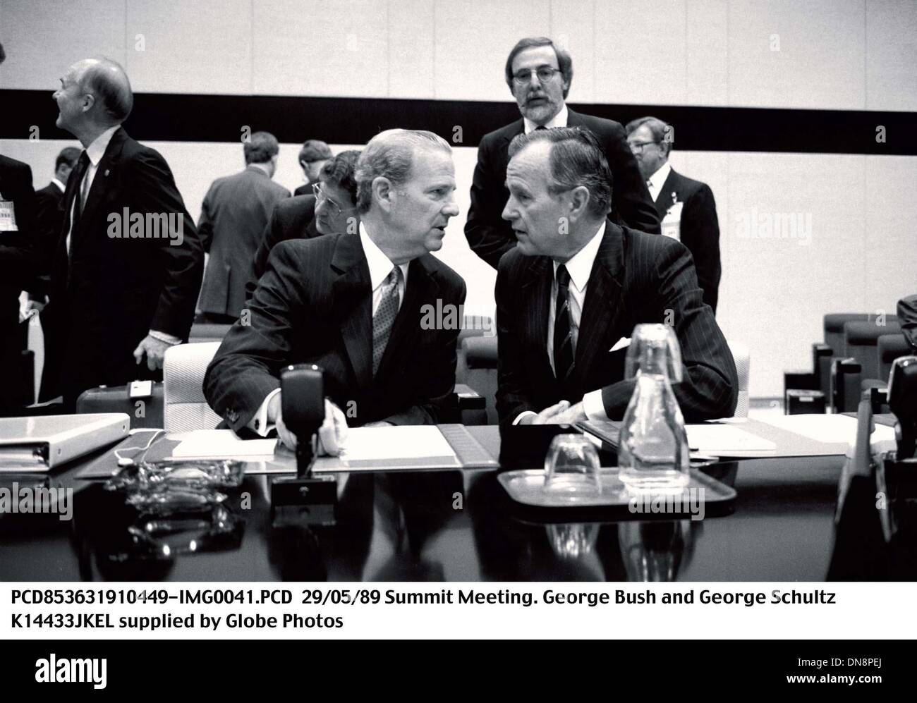 George schultz hi-res stock photography and images - Alamy