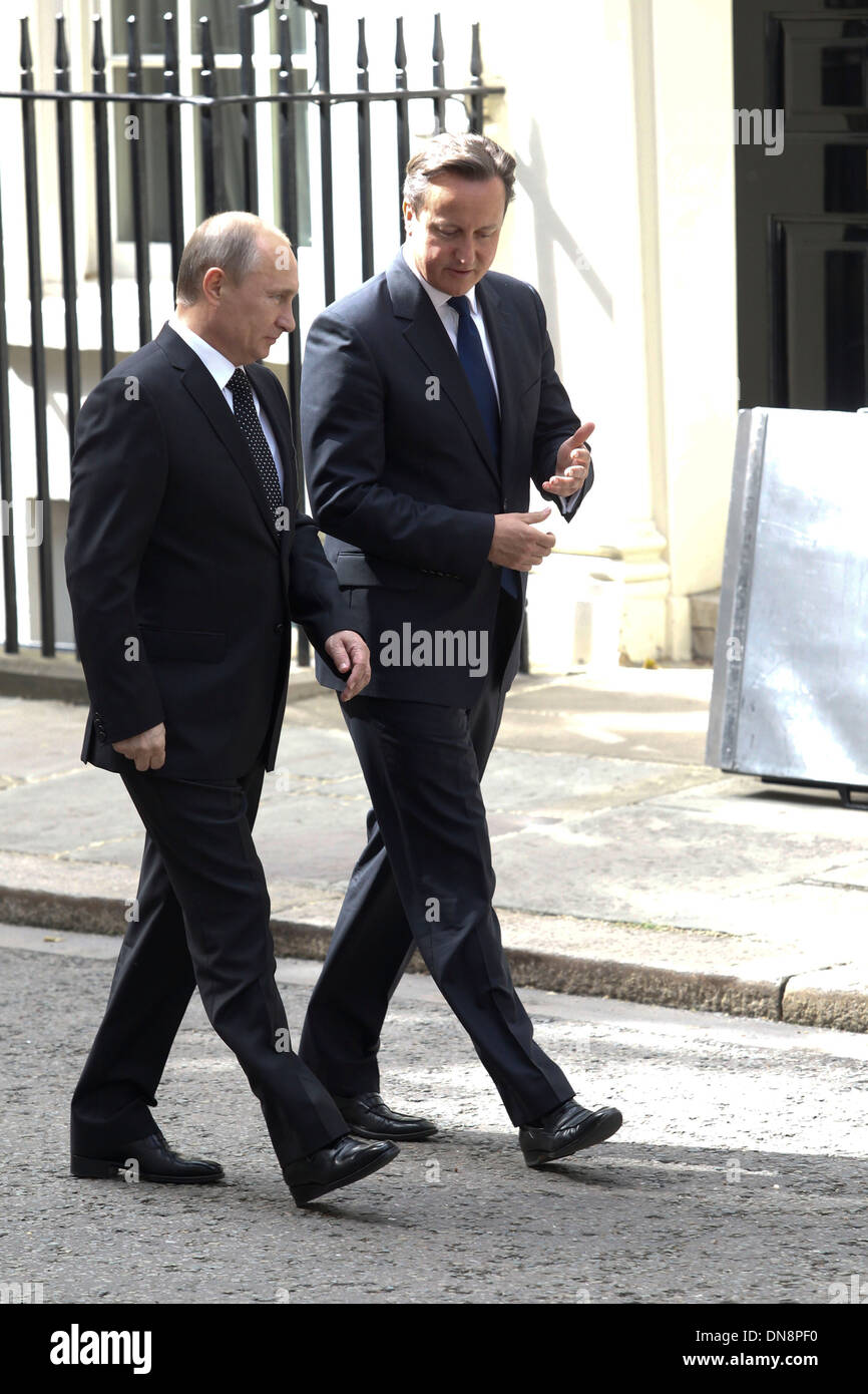 British Prime Minister David Cameron meets Russian President Vladimir ...