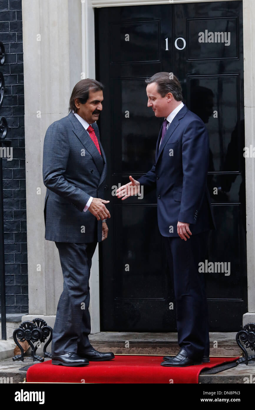 British Prime Minister David Cameron meets Sheikh Hamad bin Khalifa Al ...