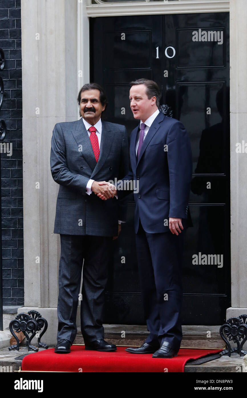 British Prime Minister David Cameron meets Sheikh Hamad bin Khalifa Al ...