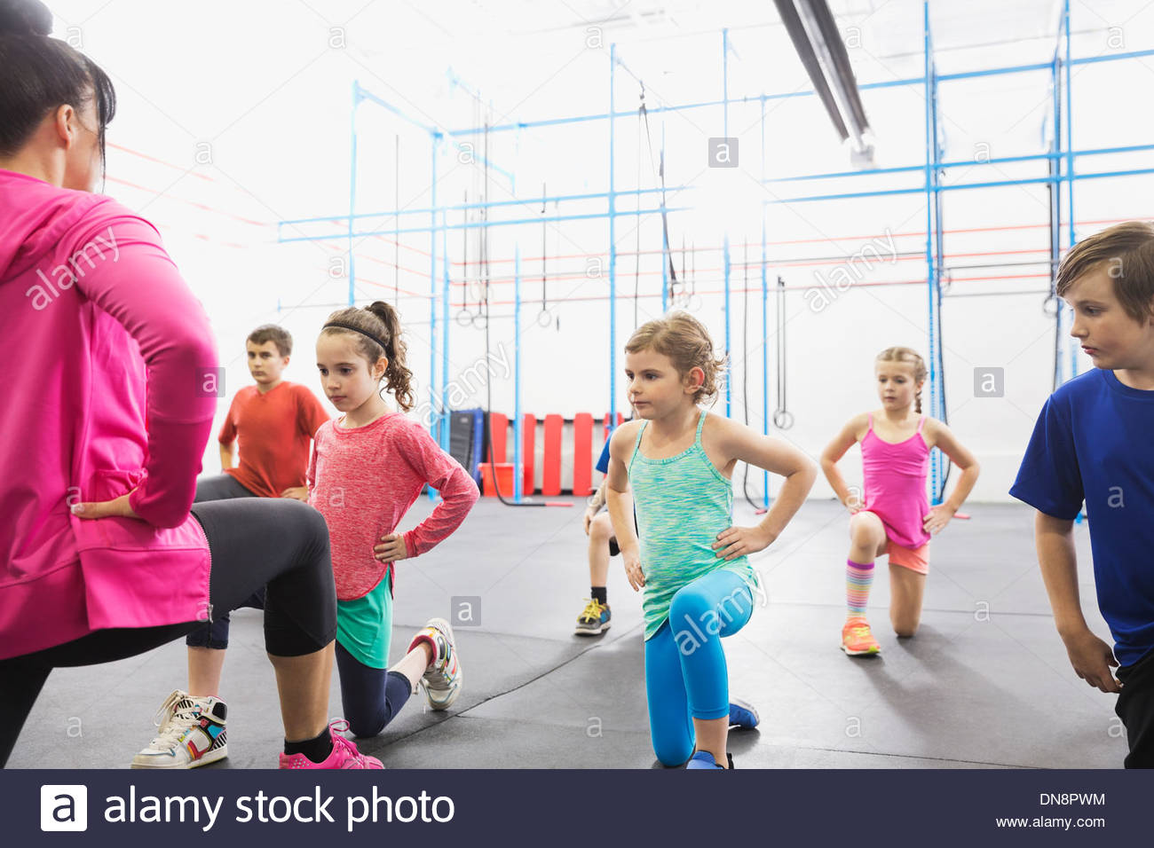 Exercise class stretch hi-res stock photography and images - Alamy