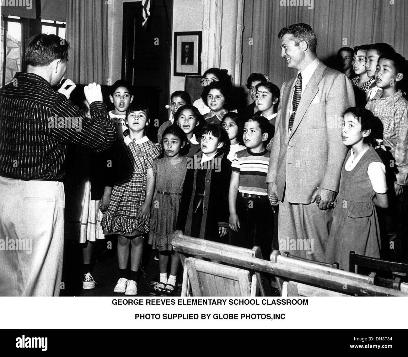 Jan. 17, 2001 - GEORGE REEVES ELEMENTARY SCHOOL CLASSROOM.. SUPPLIED BY ...