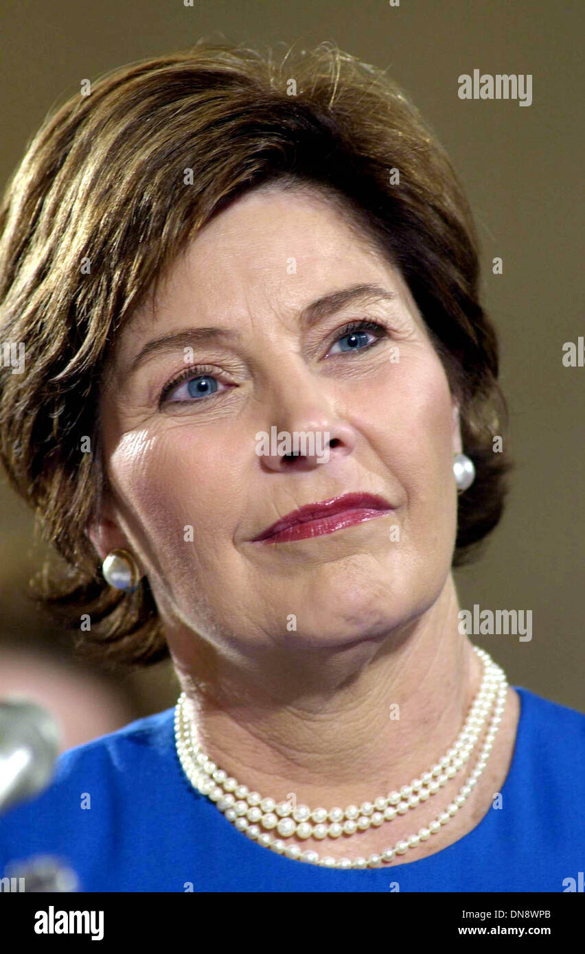 Laura bush kennedy hi-res stock photography and images - Alamy