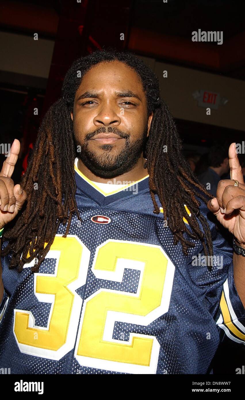 Feb. 23, 2002 - K24209AG: BIRTHDAY PARTY FOR ROBBIE WILLIAMS,BILLY ...