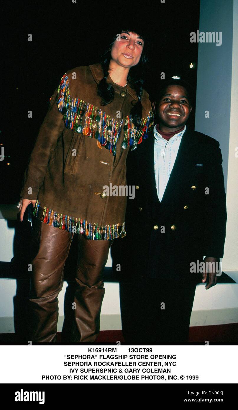 Oct. 13, 1999 - K16914RM 13OCT99.''SEPHORA'' FLAGSHIP STORE OPENING ...