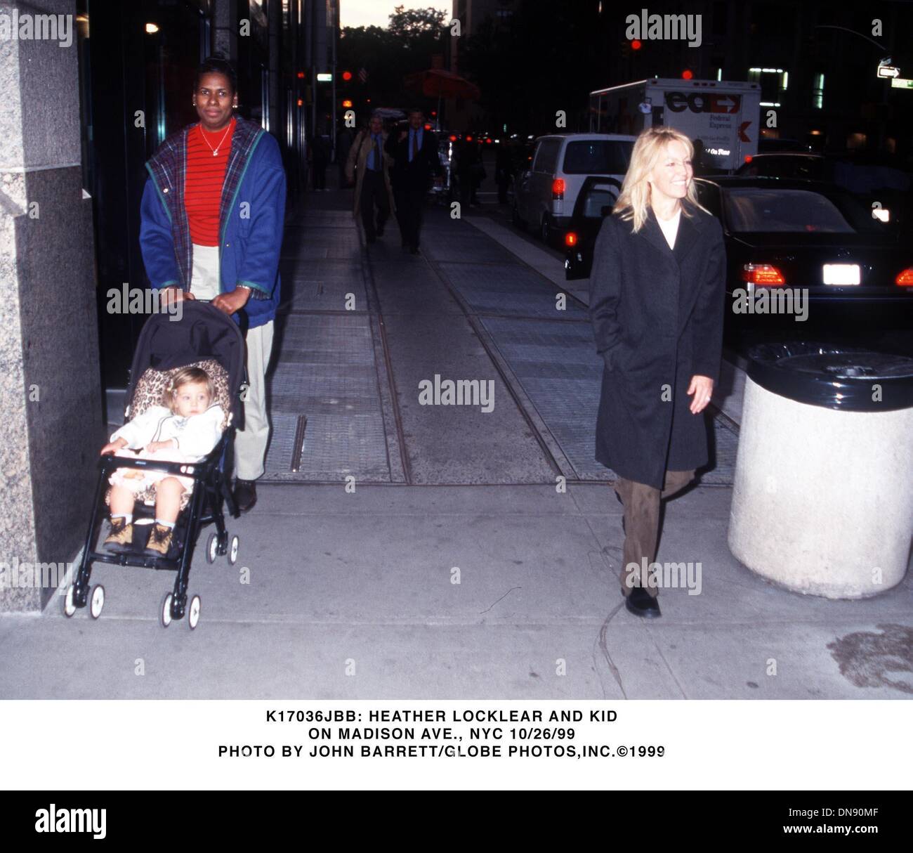 Oct. 26, 1999 - K17036JBB: HEATHER LOCKLEAR AND KID.ON MADISON AVE, NYC ...